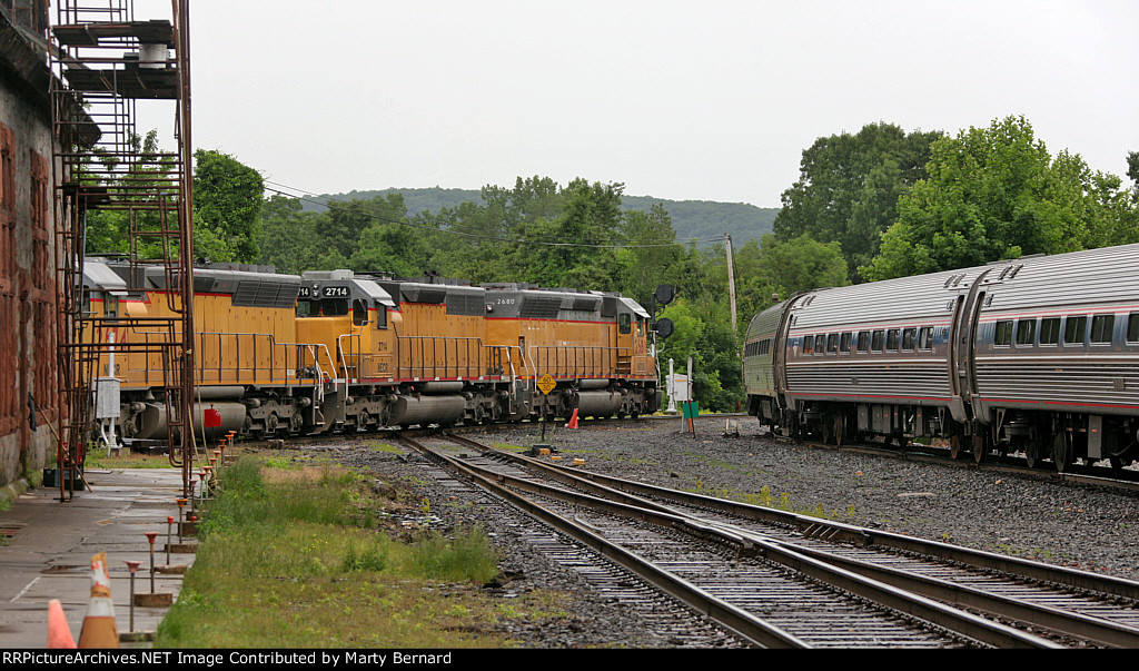 NECR 2680 and 2714 Head North Just as Vermonter clears